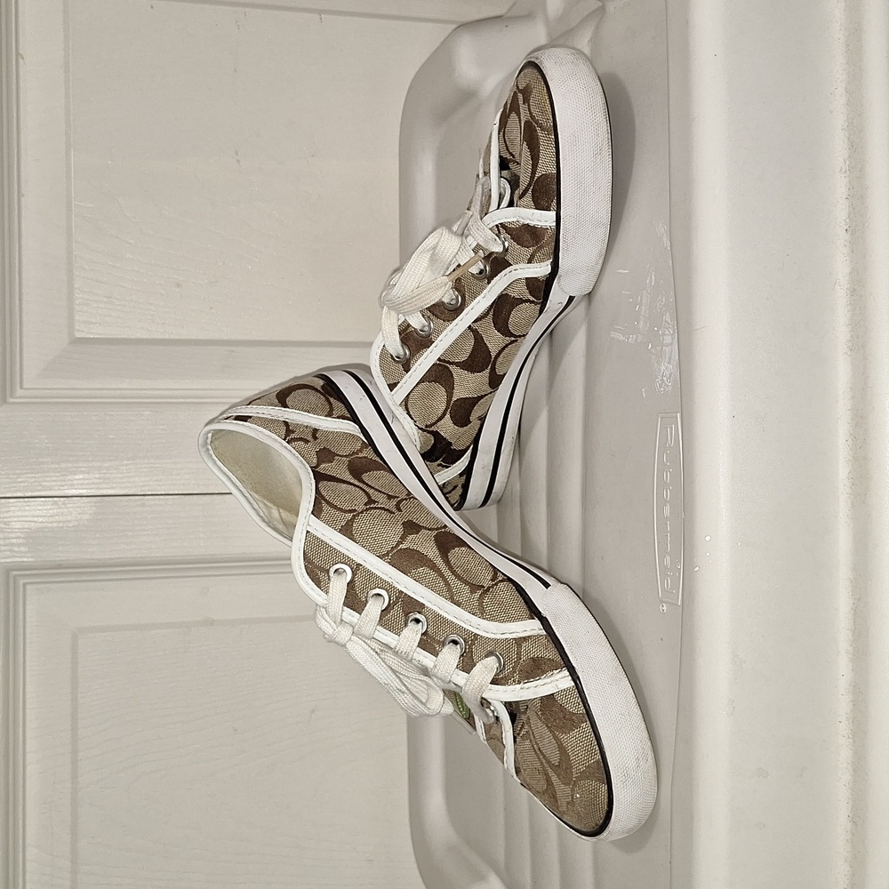 Coach "Dee" Signature Canvas/Leather Daisies - 8½ - G… - Gem